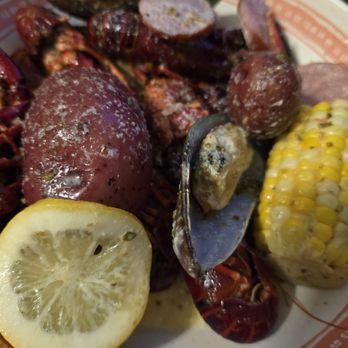 UGLY CRAB - Updated December 2025 - 133 Photos & 142 Reviews - 9655 E ...