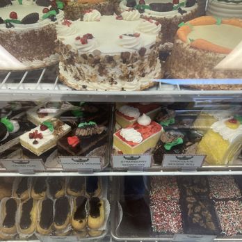 AVERSA’S ITALIAN BAKERY - Updated December 2025 - 37 Photos & 40 ...
