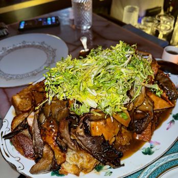 LADY OF THE HOUSE - Updated December 2025 - 671 Photos & 358 Reviews ...