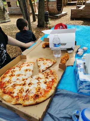 FRIENDSHIP KITCHEN - Updated December 2025 - 14 Photos - 45 Coal Bend ...