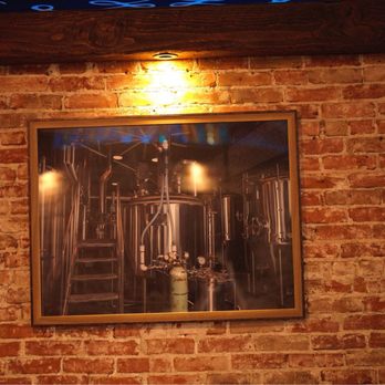 LAKE BOTTOM BREWERY AND DISTILLERY - VISALIA - Updated February 2025 ...