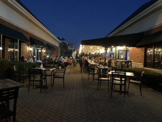 BROOK’S KITCHEN & TAP - 160 Photos & 171 Reviews - 1919 S Meyers Rd ...