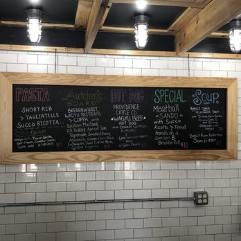 THE BOOZY PIG - Updated December 2025 - 566 Photos & 225 Reviews - 3255 ...