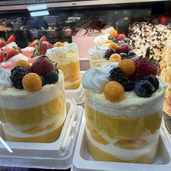 FOODY WORLD - Updated October 2025 - 224 Photos & 32 Reviews - 8 ...