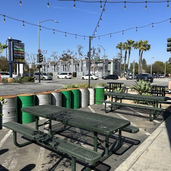 SO-CAL BURGERS CHILL & GRILL - Updated January 2026 - 625 Photos & 618 ...