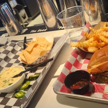 ELEMENT EATERY - Updated December 2025 - 297 Photos & 134 Reviews - 5350 Medpace Way, Cincinnati ...