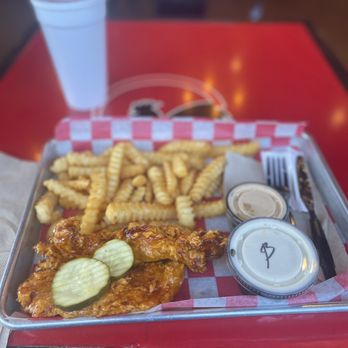 HCK HOT CHICKEN - Updated February 2025 - 360 Photos & 403 Reviews ...