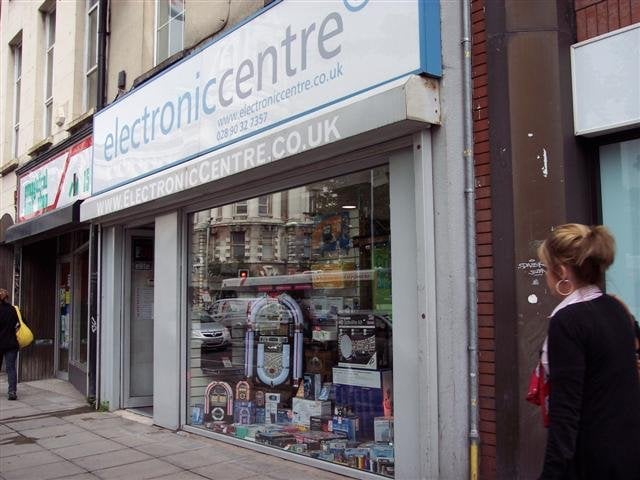 ELECTRONIC CENTRE - Updated October 2024 - 10 Reviews - 16 College ...