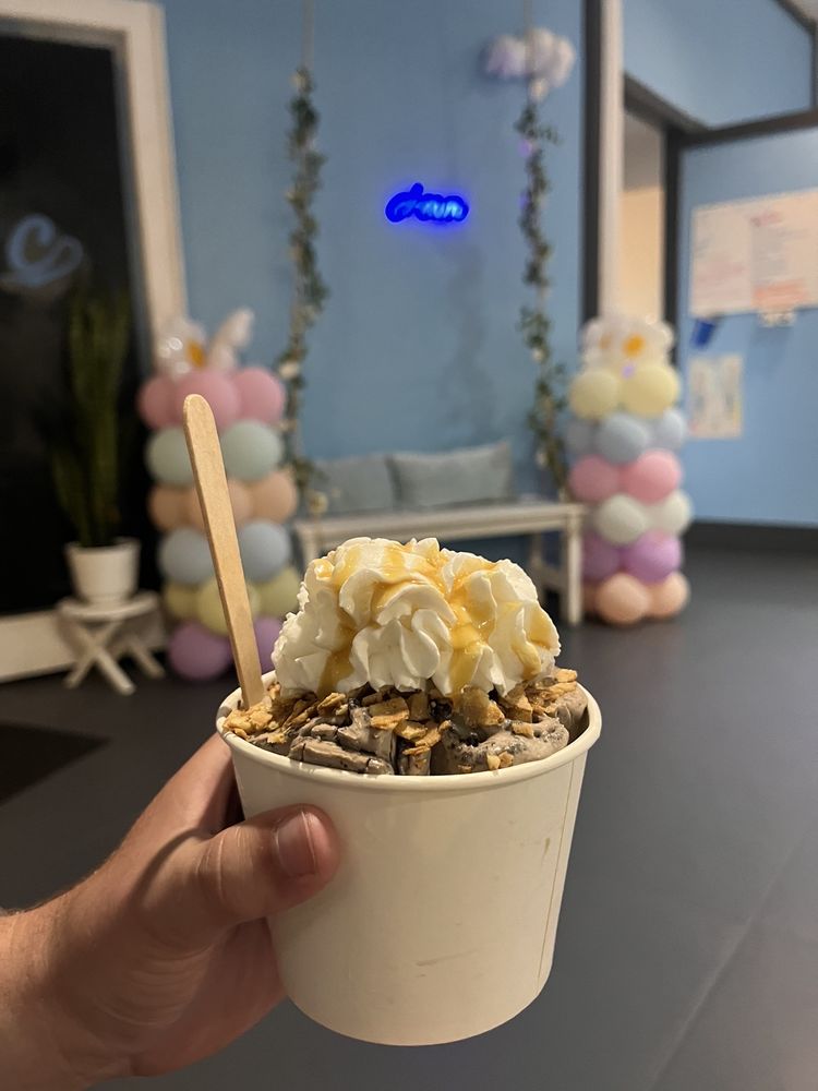 CHILLVILLE - 13 Photos & 12 Reviews - Hilo, Hawaii - Ice Cream & Frozen ...