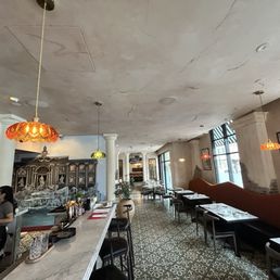 ROMAN WOLVES - Updated March 2025 - 866 Photos & 422 Reviews - 1980 ...