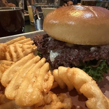 USELESS CREATURES BREWING - Updated October 2025 - 21 Photos & 25 ...