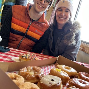 GRANNY’S GOURMET DONUTS - Updated December 2024 - 132 Photos & 244 ...
