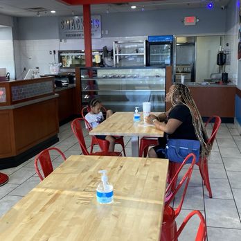 SMACKERS - Updated December 2025 - 140 Photos & 93 Reviews - 7780 US-64 ...