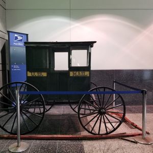 USPS - Updated December 2024 - 110 Photos & 144 Reviews - 433 W ...