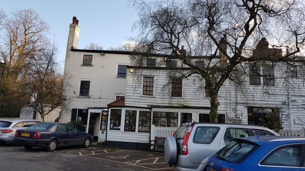 THE SPANIARDS INN - 98 Photos & 64 Reviews - Spaniards Road, London ...