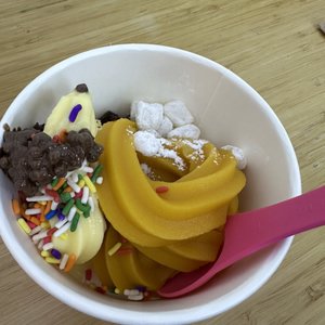 16 HANDLES - 331 Photos & 686 Reviews - 153 2nd Ave, New York, New York ...