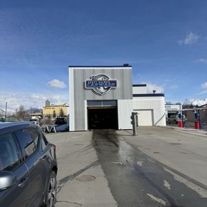 SUDZY SALMON CAR WASH - Updated December 2025 - 29 Photos & 18 Reviews ...