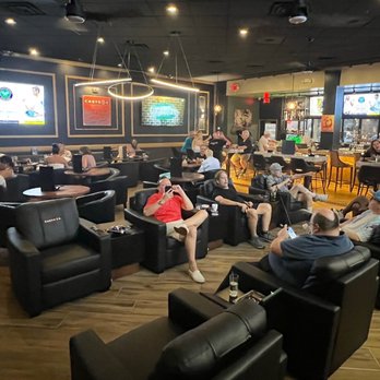 CASTROS CIGAR LOUNGE - Updated January 2025 - 61 Photos & 39 Reviews ...