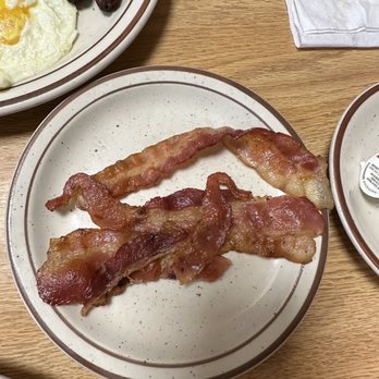 THE RED CHIMNEY - Updated October 2025 - 113 Photos & 91 Reviews - 6501 ...