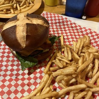 STACKED STL - Updated October 2024 - 817 Photos & 946 Reviews - 7637 ...