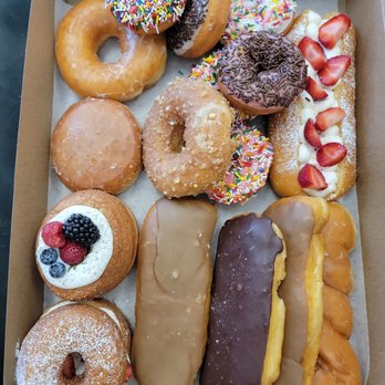 DF DONUTS - 268 Photos & 124 Reviews - 1664 E March Ln, Stockton ...