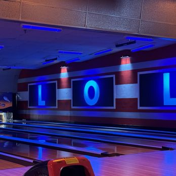 BOWLERO CARY - Updated December 2025 - 27 Photos & 13 Reviews - 301 ...