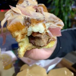 DYCKMAN DOGS - 79 Photos & 31 Reviews - 105A Dyckman St, New York, New ...