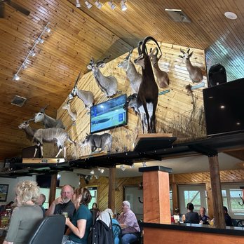 PHILANDER’S GRILL & BAR - Updated November 2025 - 30 Photos & 48 ...