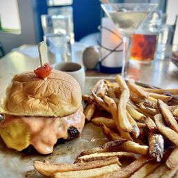 THE POST TAVERN - Updated July 2025 - 57 Photos & 17 Reviews - 7415 ...