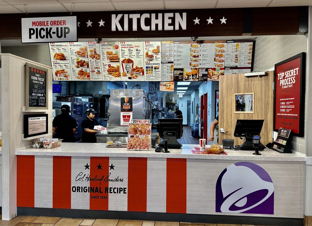 KFC - Updated July 2025 - 14 Photos & 12 Reviews - 5583 Spectrum Dr ...