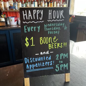 BOONEDOGS - Updated April 2025 - 220 Photos & 114 Reviews - 5902 Old ...