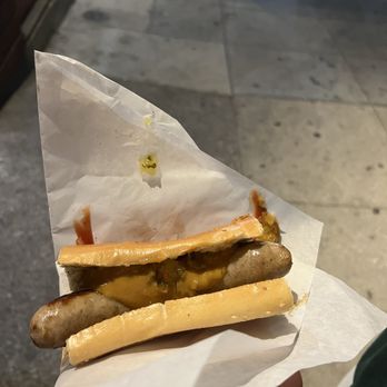 TOP DOG - Updated July 2025 - 824 Photos & 2254 Reviews - 2534 Durant ...