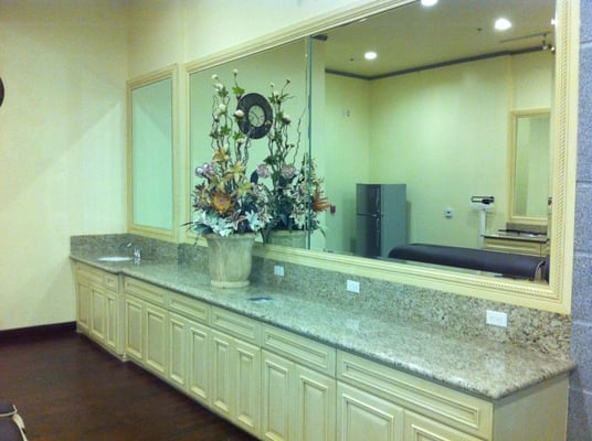 RIVIERA HEALTH SPA - Updated January 2026 - 479 Photos & 618 Reviews ...