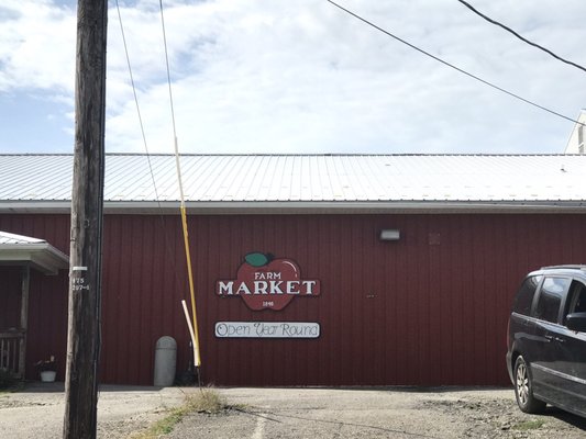 APPLE HILLS FARM - 25 Photos & 22 Reviews - 131 Brooks Rd, Binghamton ...