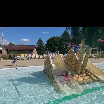 SUN PRAIRIE FAMILY AQUATIC CENTER - Updated October 2025 - 10 Photos ...
