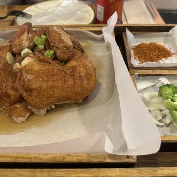 CAULDRON CHICKEN - Updated October 2025 - 172 Photos & 84 Reviews - 190 ...