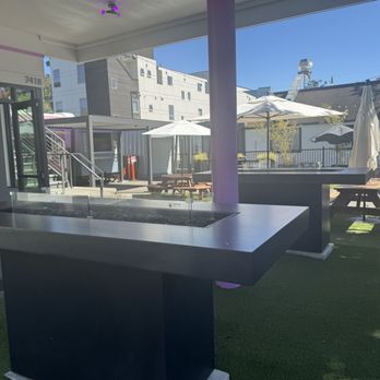 PHINNEY STATION - Updated November 2025 - 77 Photos & 52 Reviews - 7418 ...