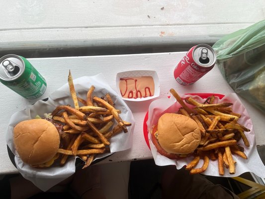 BURGER 101 - Updated May 2026 - 44 Photos & 80 Reviews - 106 S HWY 101 ...