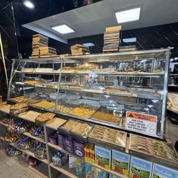 GOLDEN ROASTERY - Updated November 2025 - 283 Photos & 90 Reviews ...