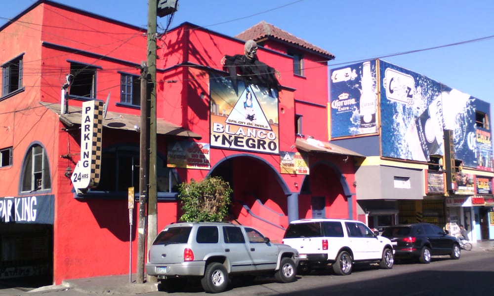 BLANCO Y NEGRO - Updated July 2025 - 16 Reviews - Calle 6ta S/N ...