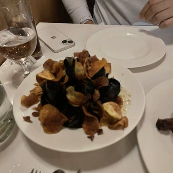 THE ROXY - Updated December 2025 - 196 Photos & 34 Reviews - 66 Monitor ...