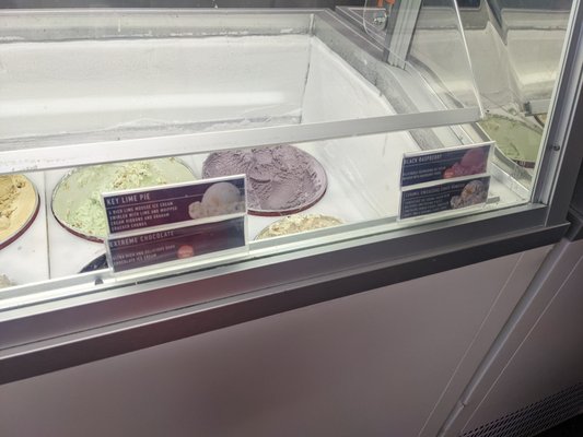 THE ICE HOUSE - Updated January 2026 - 24 Photos & 19 Reviews - 378 S ...