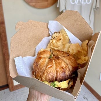 GALU CAFE AND DELICATESSEN - Updated June 2024 - 73 Photos & 14 Reviews ...