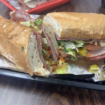 ZANTI’S DELI - Updated December 2025 - 73 Photos & 44 Reviews - 181 ...