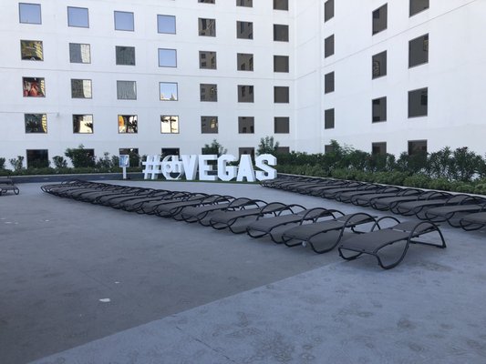 THE SCENE POOL DECK - 57 Photos & 31 Reviews - 3667 Las Vegas Boulevard ...