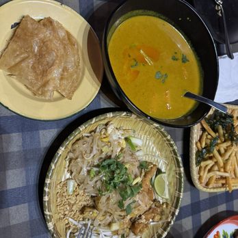 KIN LEN - THAI STREET EATS - Updated August 2024 - 762 Photos & 282 ...