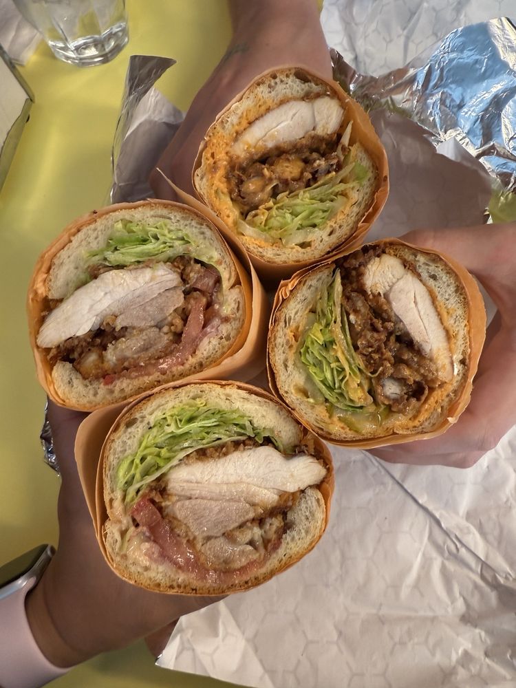 RENZO SANDWICH - Updated October 2025 - 5195 Boul. Saint-Laurent ...