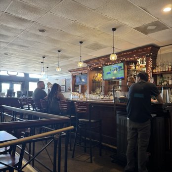 RELISH CRAFT KITCHEN & BOURBON BAR - Updated September 2025 - 780 ...