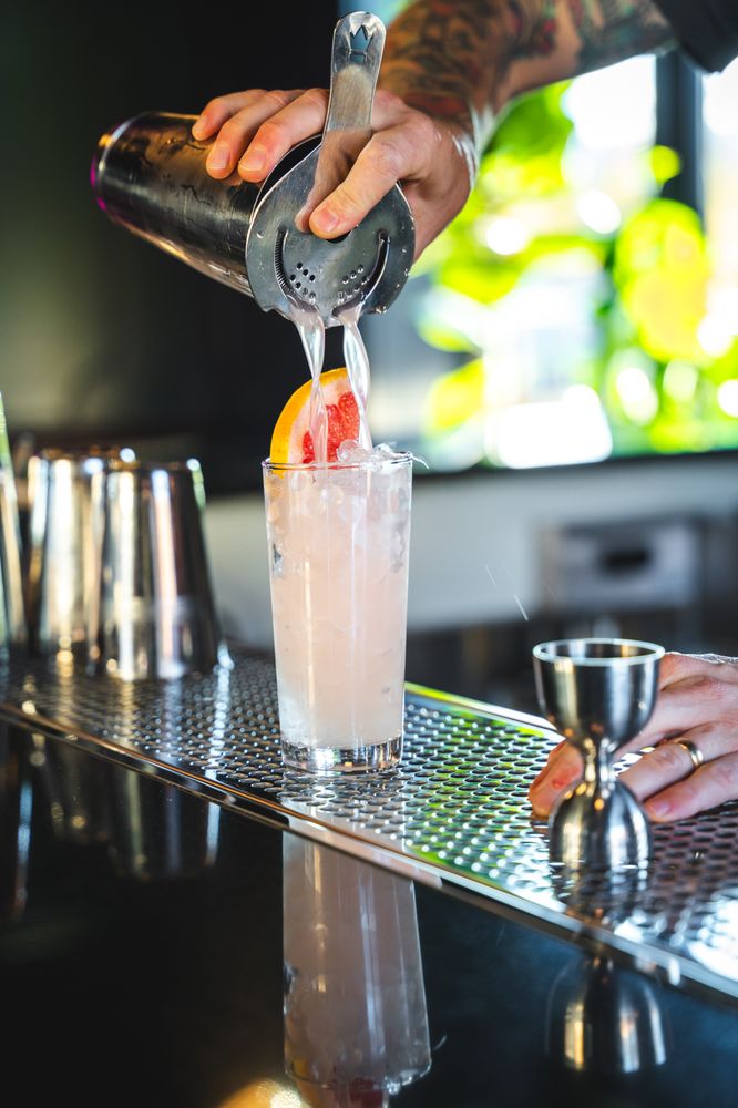 THE HOTEL MELROSE - Updated June 2025 - 18 Photos - 337 Colorado Ave ...