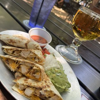 KATY TRAIL ICE HOUSE - Updated June 2024 - 863 Photos & 1183 Reviews ...